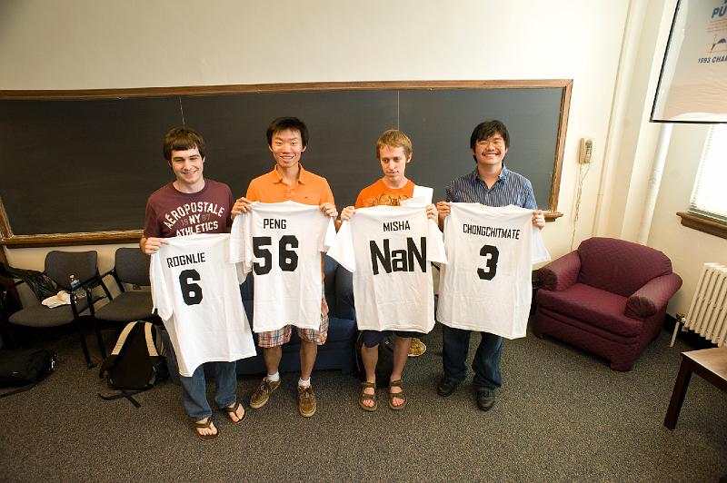 MathPartyMay2010/064010_math_awards0094